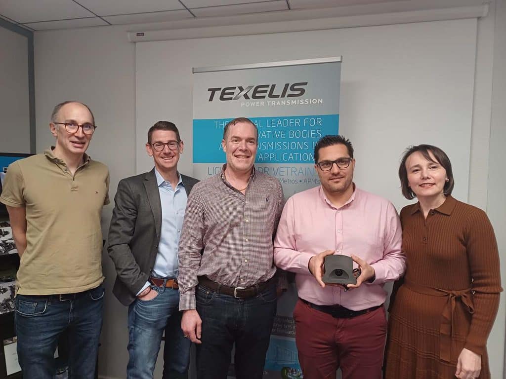 Cooperation between TEXELIS and EYYES - EYYES